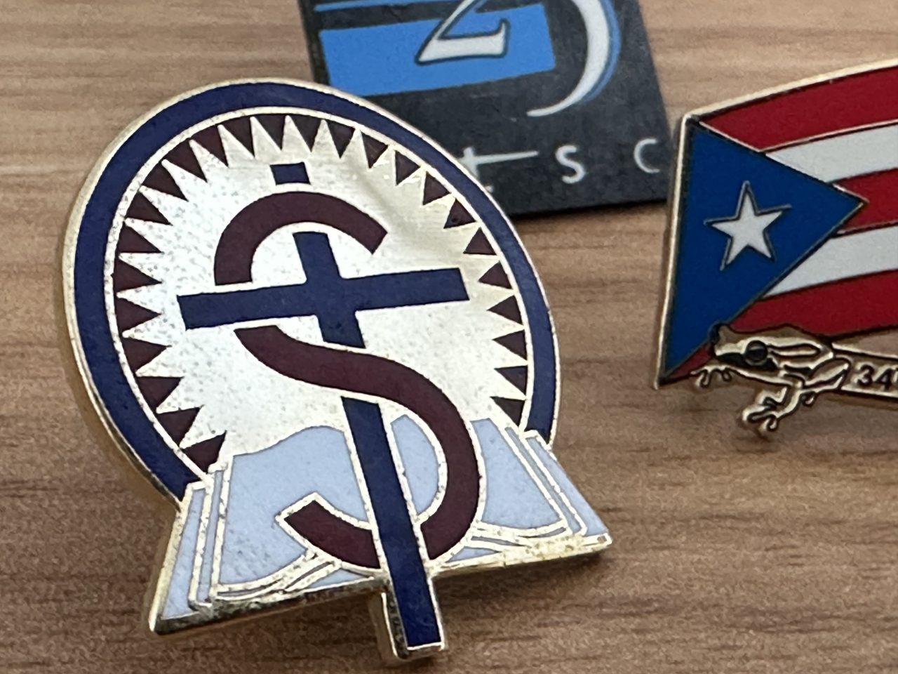 Custom Pin Design for Specific Uses and Occasions: The Ultimate ...